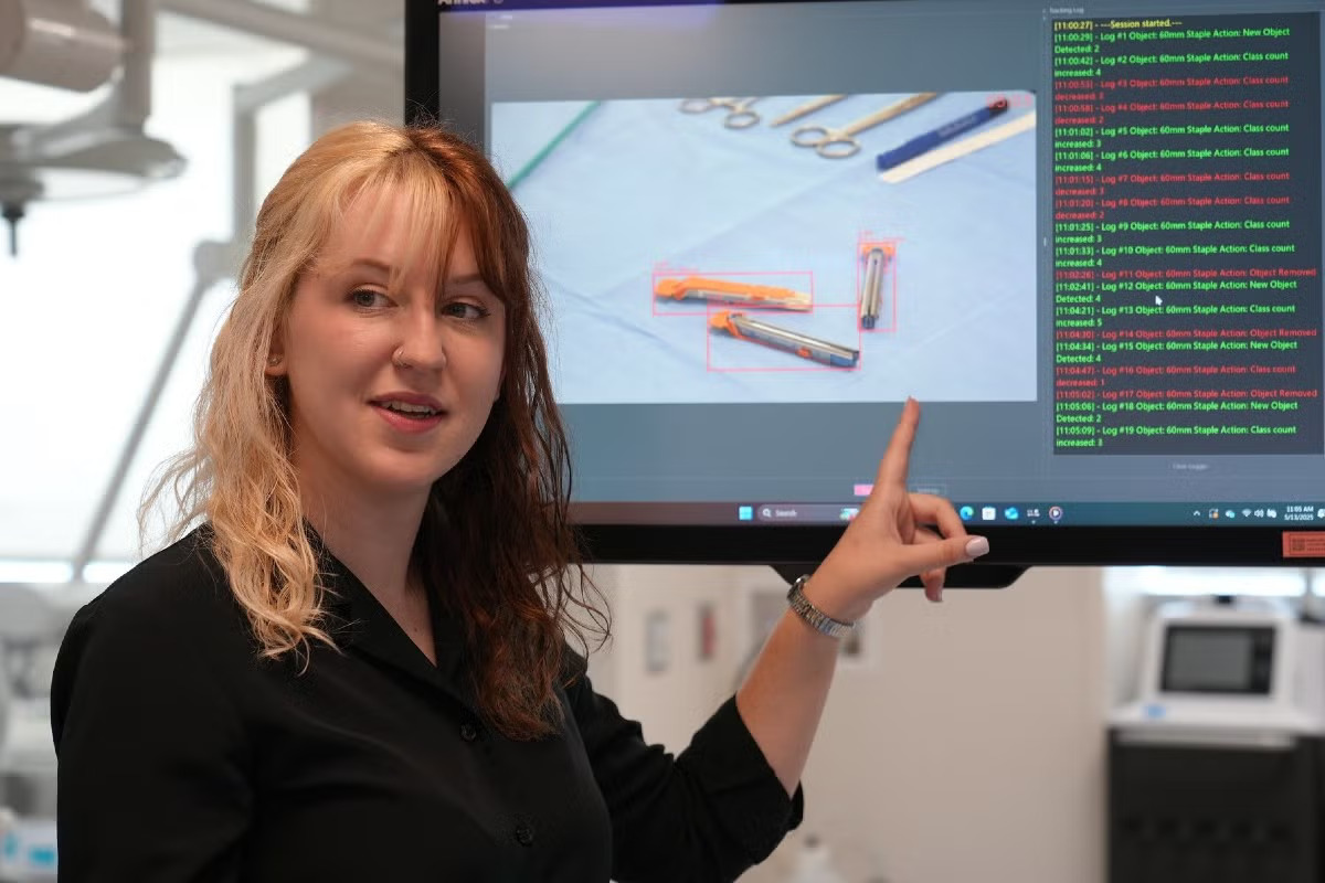 UCF Students’ AI System Assists Orlando Health Robotic Surgeries